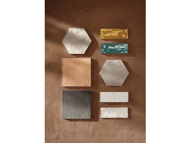 FORME ANTRACITE Porcelain stoneware wall tiles with terracotta effect ...