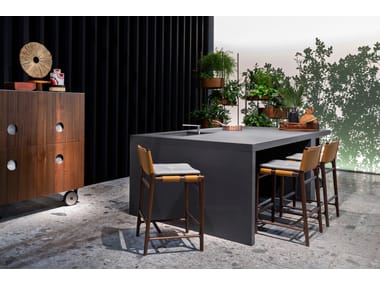 LEVANTE Stool By Exteta