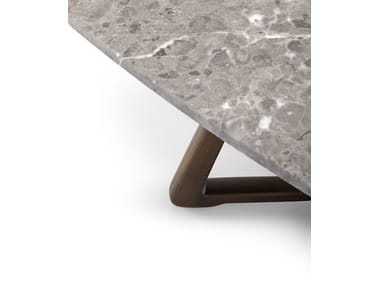 LPIDC06 Table By Exteta