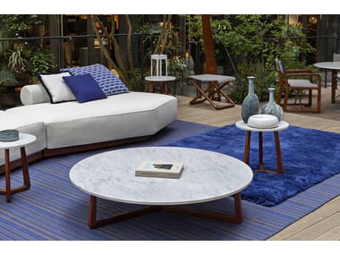 SUNSET PLATFORM Garden sofa By Exteta