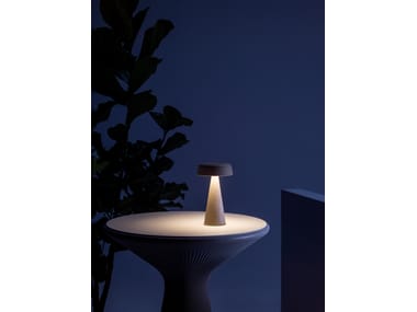 FADE | Lampe de table Collection Fade By Plust design Marco Gregori