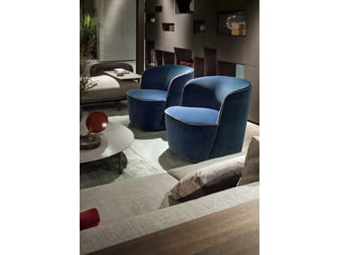 FELIX 扶手椅 By Lema | design Roberto Lazzeroni