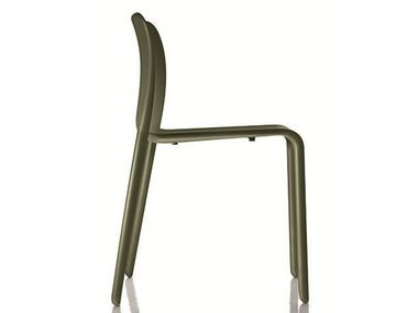 FIRST | Polypropylene chair By Magis design Stefano Giovannoni