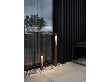 FLINDT GARDEN BOLLARD Corten™ bollard light By Louis Poulsen