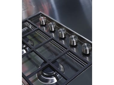 FLY | Kitchen with island By RIFRA