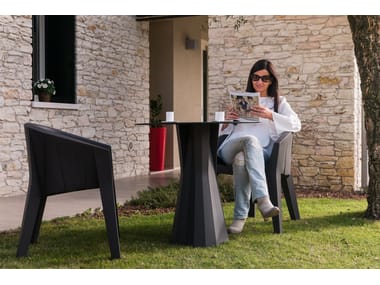 Polyethylene table FROZEN DINING TABLE By Plust design Matteo Ragni ...