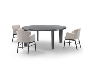 ARNOLD Table By Flexform