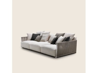 VULCANO OUTDOOR 花园沙发 By Flexform | design Antonio Citterio