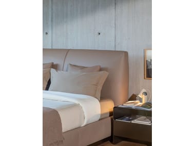 ATELIERM 床 By Flou