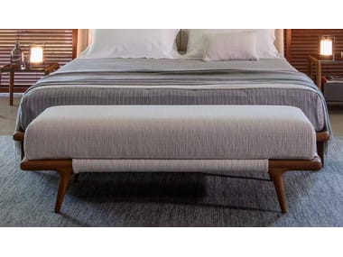 GAUDÍ Upholstered bench By Flou | design Matteo Nunziati