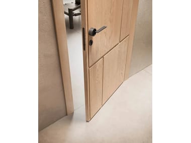 NOI NOA Puerta batiente de madera By GAROFOLI