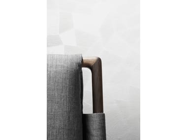 GAUDÍ Double bed with upholstered headboard By Flou