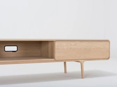 FAWN Low oak TV cabinet with drawers By GAZZDA | design Salih Teskeredzic