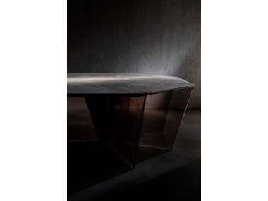 GOTHAM Table By Henge | design Ugo Cacciatori