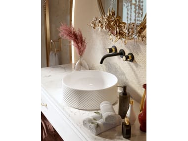 CAMEO Wall-mounted chromed brass washbasin tap By GRAFF