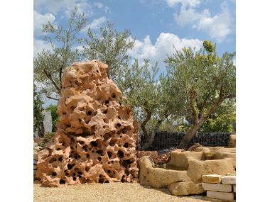 Sculpture en marbre GRUVIERA P Collection Monoliths By GRANULATI ZANDOBBIO
