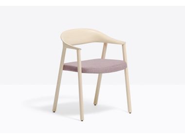 HÉRA 2865 Chair By Pedrali | design Patrick Jouin