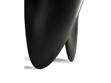 BALLET Table By HC28 Cosmo