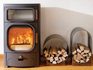 HEIDI BACK Poêle à bois avec four By Austroflamm | design Cesare Monti