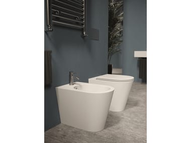 HIDE ROUND Wc in ceramica a pavimento By Alice Ceramica | design ...