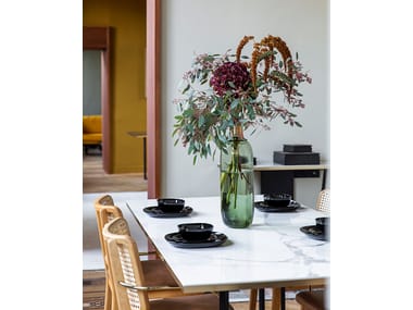 HORIZON Rectangular dining table By RED EDITION