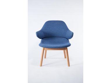 HUG Fabric easy chair with armrests By grado design | design Peter Fei