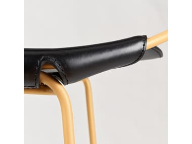 HUG BAR STOOL | Stool with back High tanned leather and steel stool with back By Jover+Valls