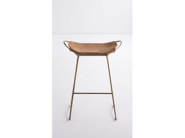 HUG BAR STOOL | Stool By Jover+Valls