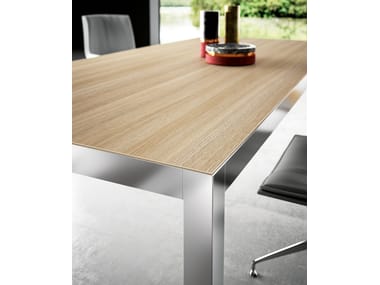 HYPE | Wooden office desk By About Office