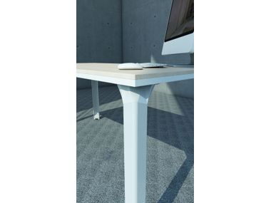 EPURE Square wooden meeting table By Haworth