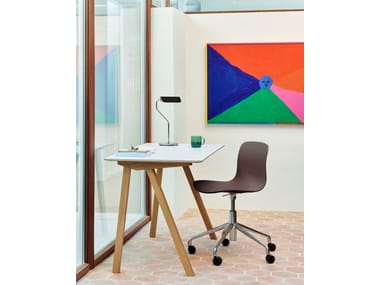 APEX TABLE Table lamp By Hay