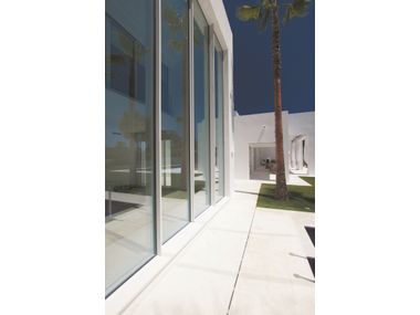 Aluminium patio door HI-FINITY By Reynaers Aluminium
