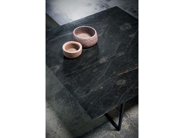 ICARO Square coffee table By BAXTER