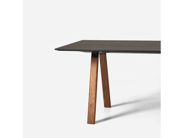 PLANIA TABLE Tavolo By INCLASS