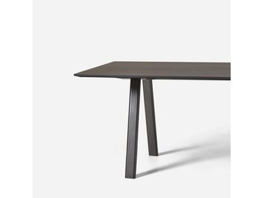 PLANIA TABLE Tavolo By INCLASS