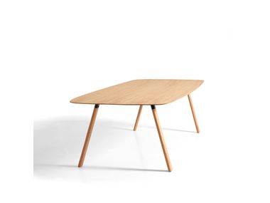 PLANIA Table By INCLASS