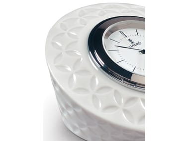 Table-top porcelain clock INFINITE ROUND Hitoiki Collection By Lladró