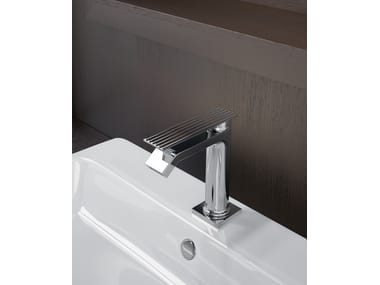 IOS Countertop single handle brass washbasin tap By Rubinetterie ...