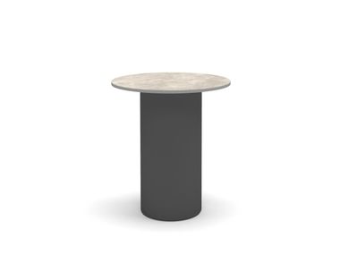 PEBBLES Garden side table By IVINI