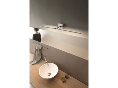 YPSILON Wall lamp By Icone