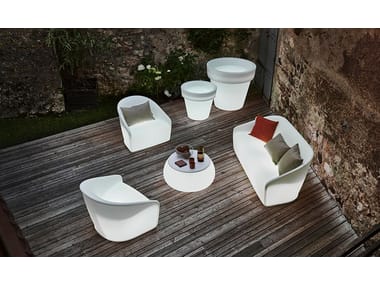 PLUST - T BALL LIGHT Coffee table By In Stock