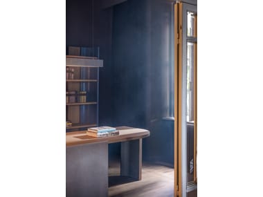 JONI Writing desk By Baxter | design Christophe Delcourt