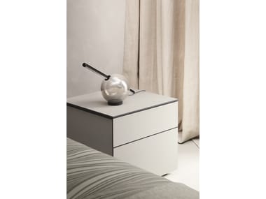 JUTA Wooden bedside table By Flou