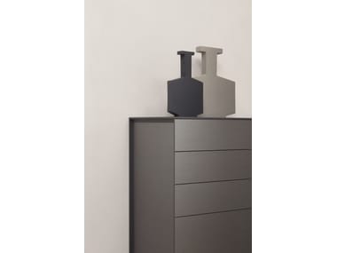 JUTA Wooden chest of drawers By Flou