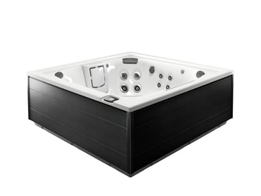 J-LX® Outdoor 6+ -seats hydromassage hot tub By Jacuzzi®