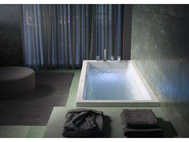 SILK Bañera rectangular de 2 plazas con hidromasaje By Jacuzzi®