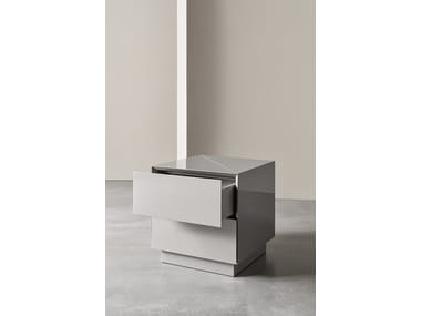 Bedside table with drawers KARL By Meridiani design Andrea Parisio
