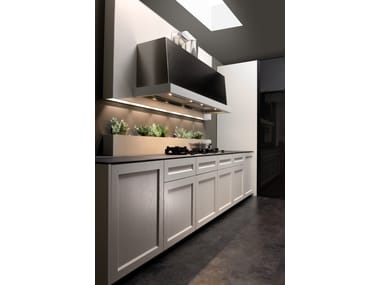 KEA Solid wood kitchen with island By Floritelli Cucine