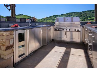 SIGNATURE Outdoor kitchen By Kalamazoo