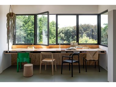 CONTORNA Chair By Kristalia